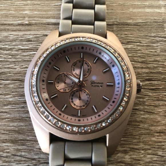 Geneva | Accessories | Geneva Rose Gold Crystal Bezel Rubber Band Watch ...